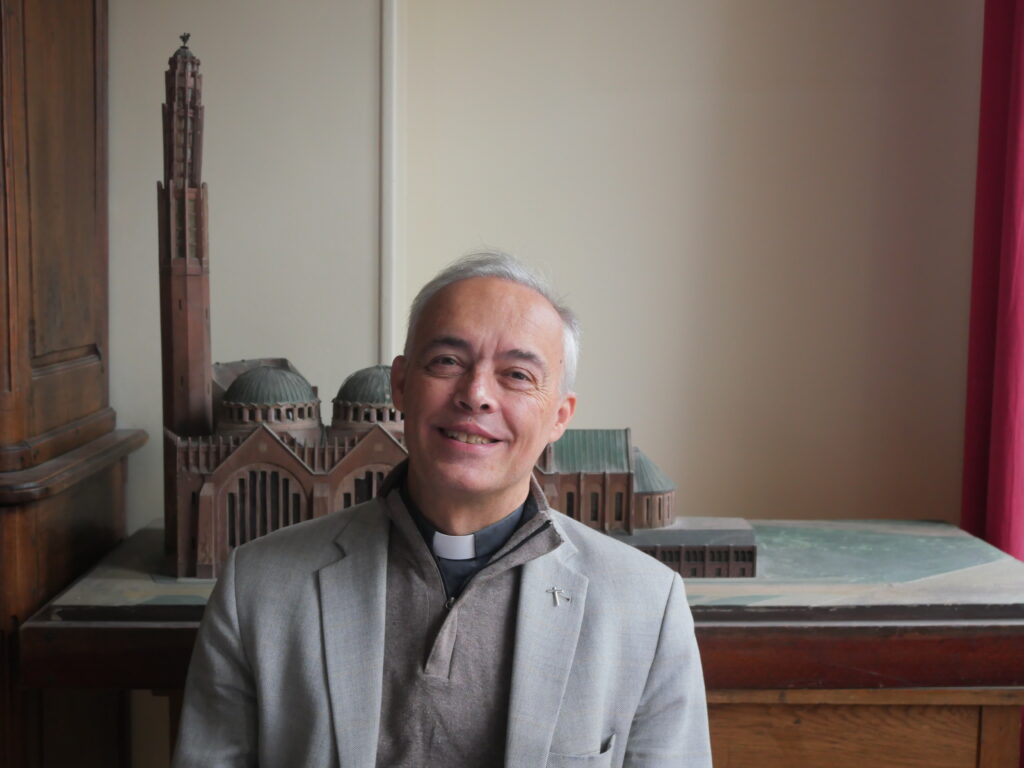 Vos prêtres – Sainte-Odile à Paris